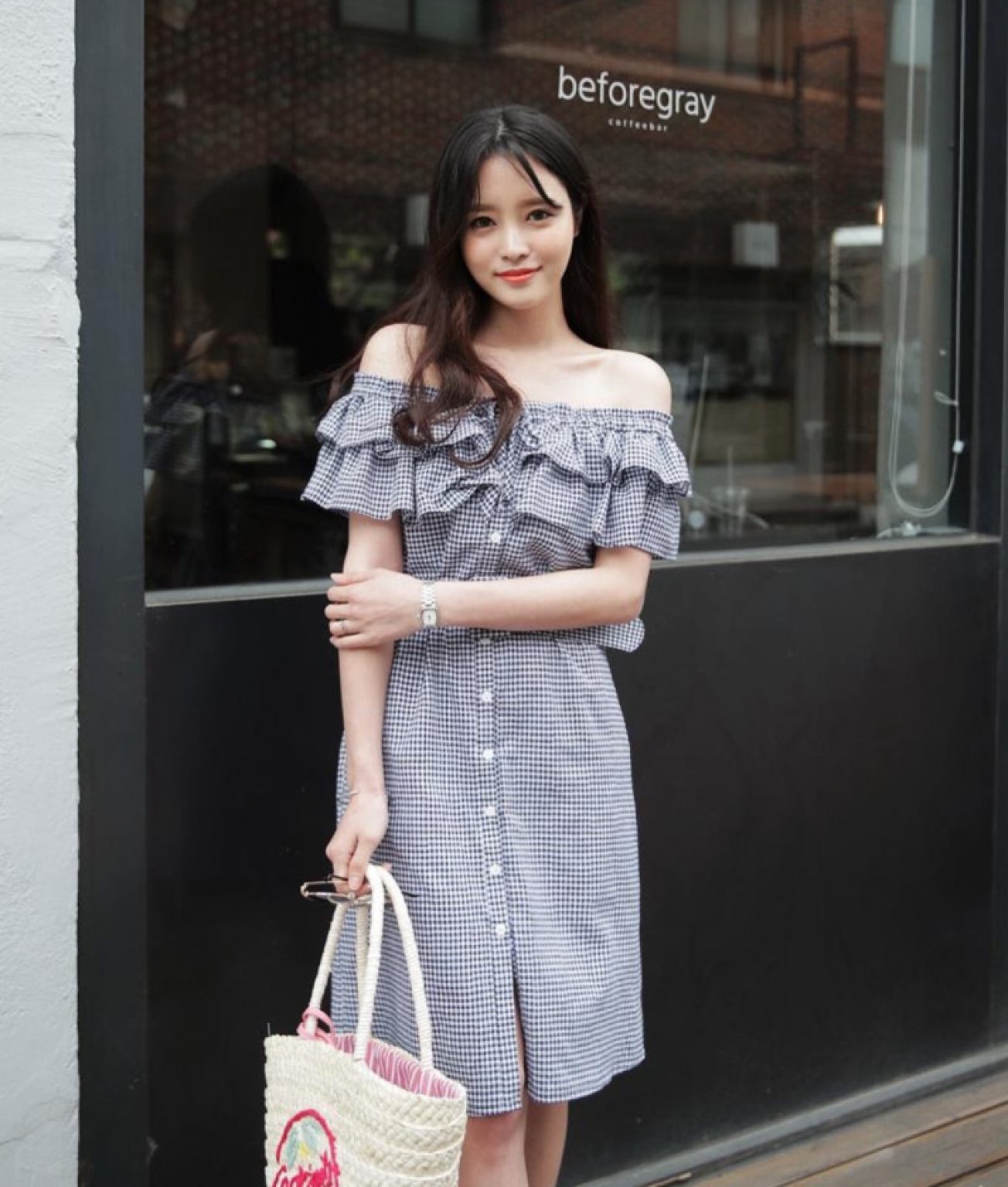 10 Mẫu đầm hở vai siêu xinh phái đẹp tuyệt đối đừng nên bỏ qua